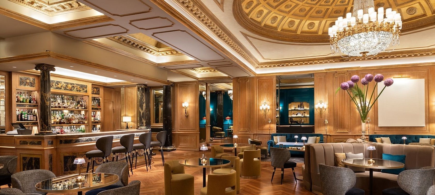 The Lounge Bar | Aperitif in Milan | Lounge Bars in Milan with smoking area